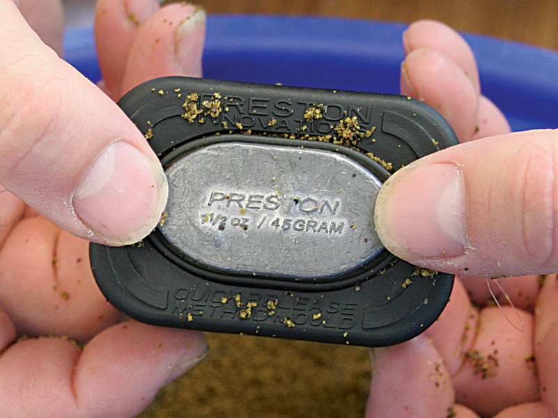 Preston Elasticated Flat Method Feeder - Small